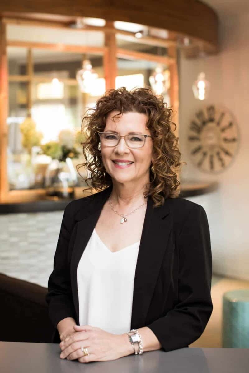 Meet Our Victoria Dentists | Academy Dental